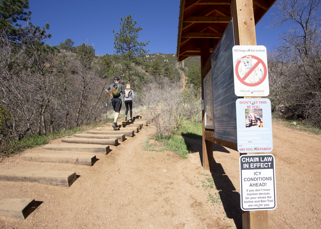 The Manitou Incline Hike | Manitou Springs, Colorado